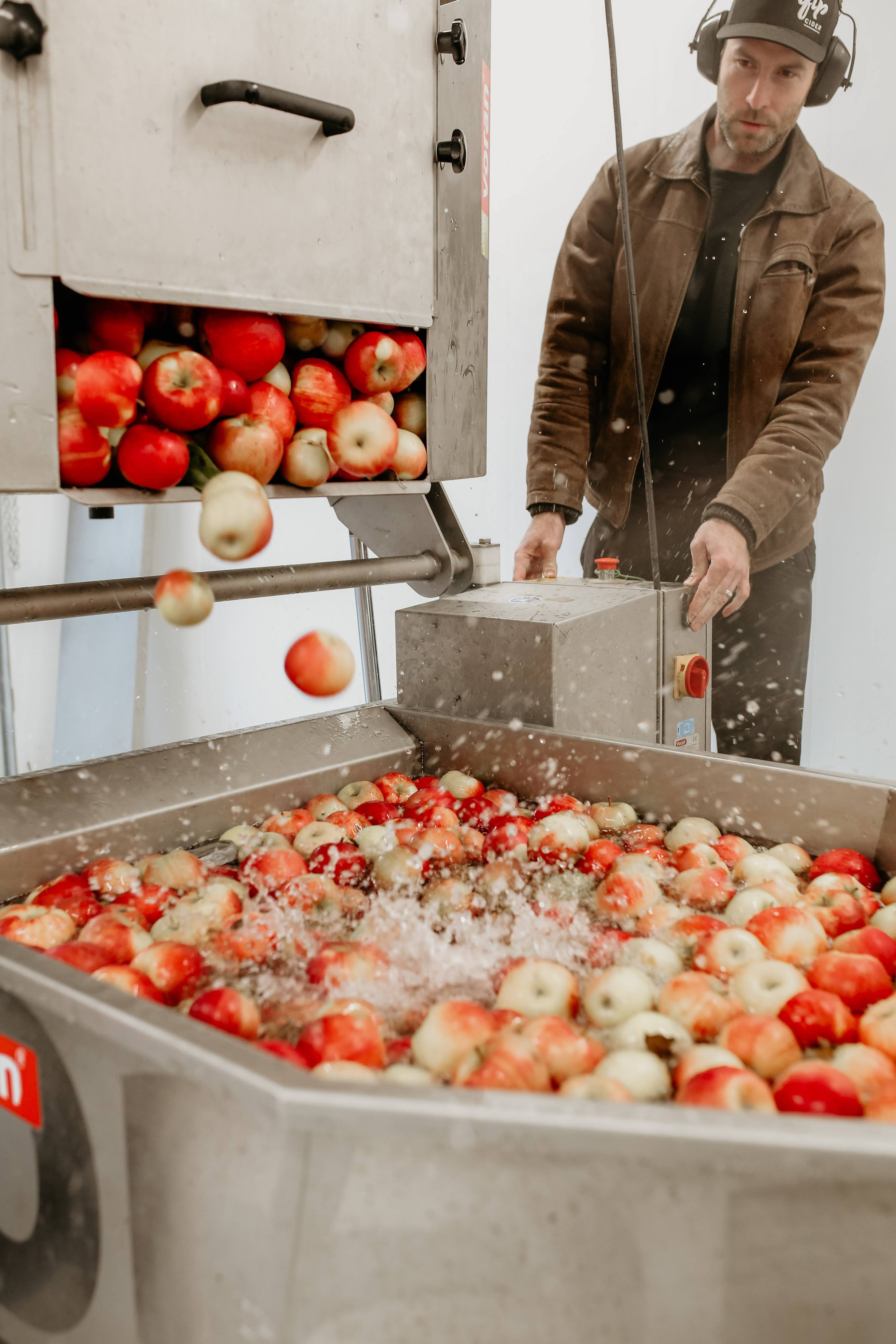 TASTINGS AND TOURS – Yip Cider